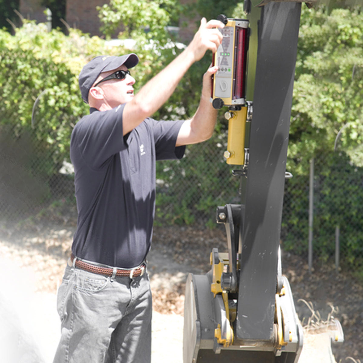 Topcon LS-B200 Machine mounted Rotating Laser Receiver — Trig ...